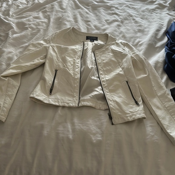 Metaphor | Jackets & Coats | I Am Selling This White Beautiful Leather ...